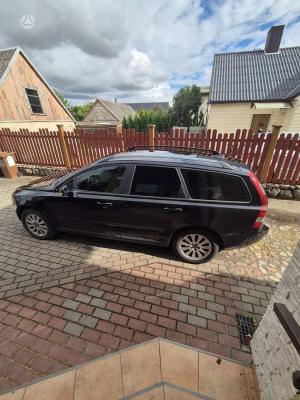 Melns Volvo V50 2005 Marijampole, ar dzinēja tilpumu 1.56 L un nobraukumu 349 tūkst. km par 1700 €, foto 3 vietnē AUTOMOTO.COM.LV