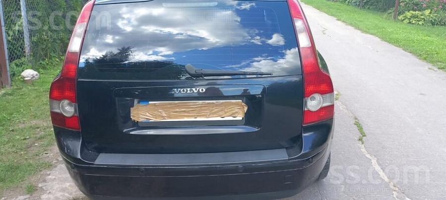 Melns Volvo V50 2005 Jelgava, ar dzinēja tilpumu 2.00 L un nobraukumu 355 tūkst. km par 1900 €, foto 7 vietnē AUTOMOTO.COM.LV