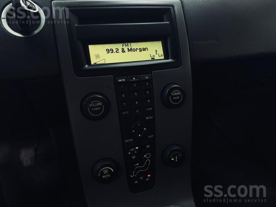 Melns Volvo V50 2005 Cēsis, ar dzinēja tilpumu 1.60 L un nobraukumu 0 tūkst. km par 1190 €, foto 16 vietnē AUTOMOTO.COM.LV