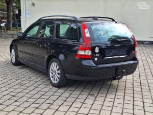 Черный Вольво В50 2005 в Вильнюс, объемом двигателя 2.00 л и пробегом 373 тыс. км за 1200 €, фото 8 на AUTOMOTO.COM.LV
