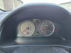 Melns Volvo V50 2005 Rīga, ar dzinēja tilpumu 2.50 L un nobraukumu 293 tūkst. km par 1000 €, foto 7 vietnē AUTOMOTO.COM.LV