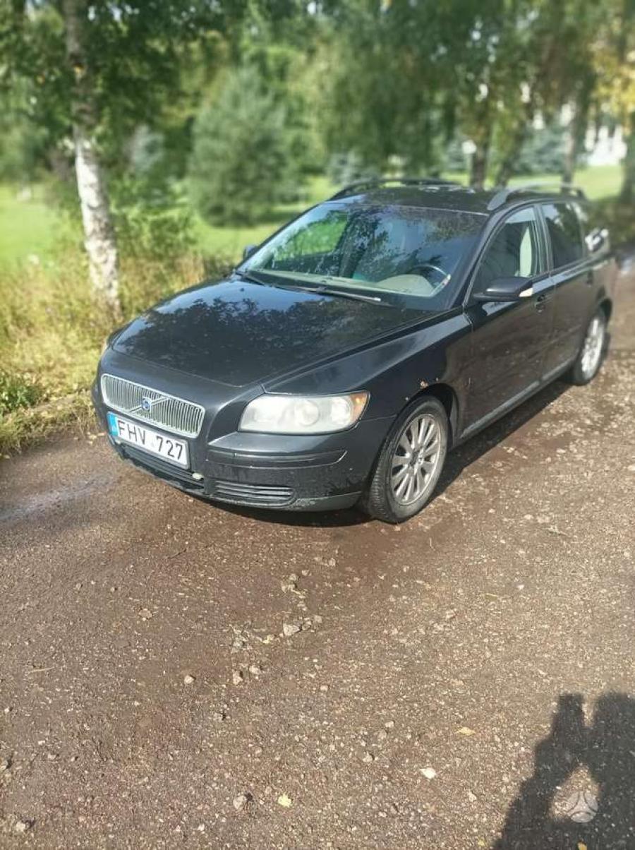 Черный Вольво В50 2005 в Клайпеда, объемом двигателя 1.56 л и пробегом 265 тыс. км за 1150 €, фото 3 на AUTOMOTO.COM.LV