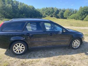Melns Volvo V50 2005 Ventspils, ar dzinēja tilpumu 2.00 L un nobraukumu 346 tūkst. km par 1200 €, foto 5 vietnē AUTOMOTO.COM.LV