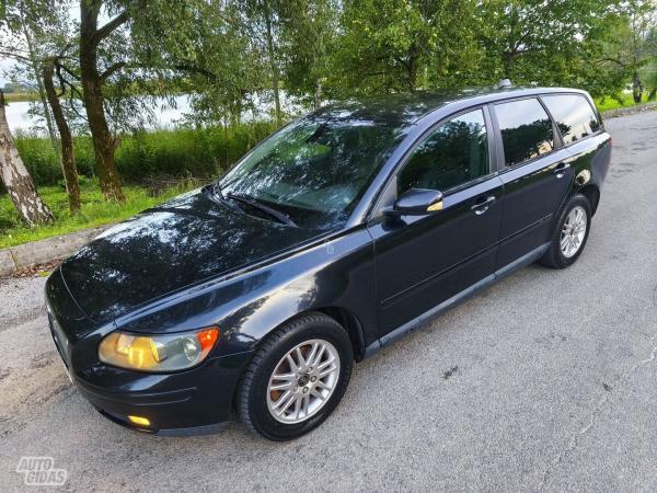 Volvo V50 2005 Tauragė vietnē Melns Volvo V50 2005 Tauragė, ar dzinēja tilpumu 1.60 L un nobraukumu 299 tūkst. km par 1480 €, foto 1 vietnē AUTOMOTO.COM.LV