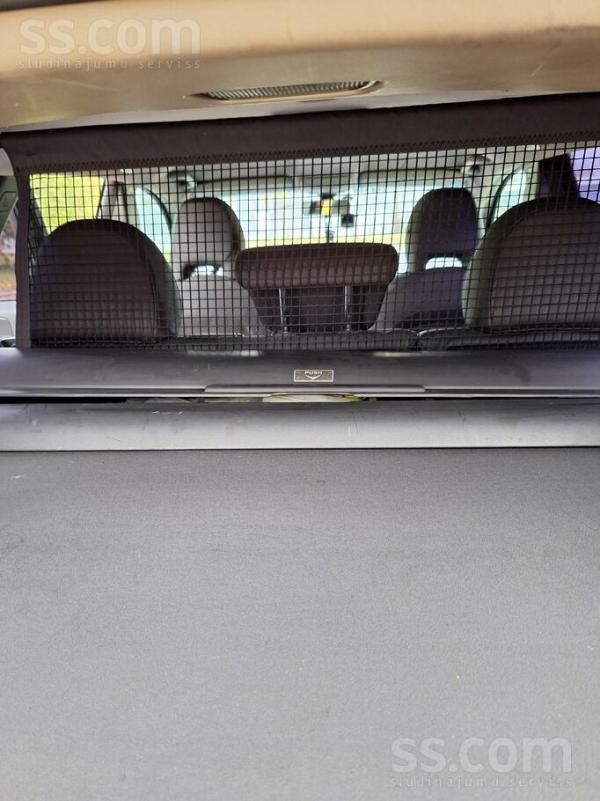 Melns Volvo V50 2005 Cēsis, ar dzinēja tilpumu 1.60 L un nobraukumu 211 tūkst. km par 1900 €, foto 8 vietnē AUTOMOTO.COM.LV