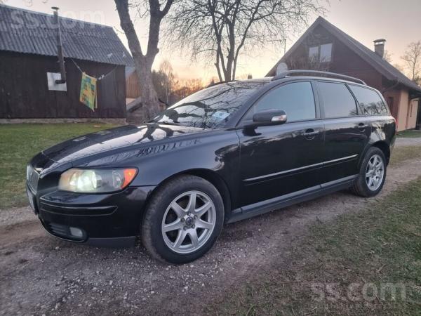Melns Volvo V50 2006 Rīga, ar dzinēja tilpumu 1.60 L un nobraukumu 329 tūkst. km par 4550 €, foto 8 vietnē AUTOMOTO.COM.LV