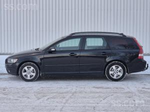 Black Volvo V50 2006 in Riga, with an engine capacity of 1.60 L and mileage of 0 thousand km for 1750 €, photo 11 on AUTOMOTO.COM.LV