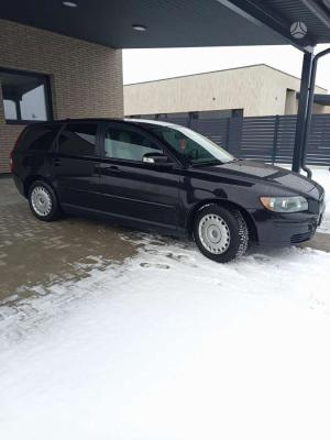 Black Volvo V50 2006 in Siauliai, with an engine capacity of 1.56 L and mileage of 267 thousand km for 2100 €, photo 13 on AUTOMOTO.COM.LV