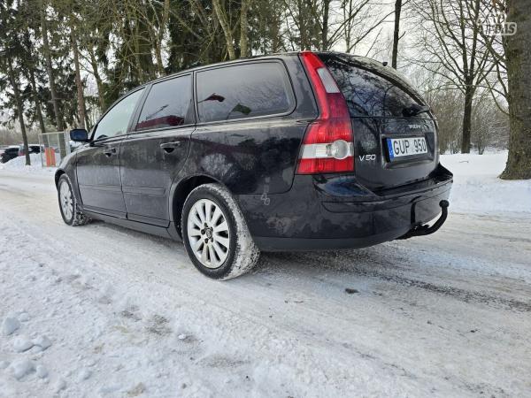 Черный Вольво В50 2006 в Радвилишкис, объемом двигателя 2.00 л и пробегом 341 тыс. км за 1550 €, фото 8 на AUTOMOTO.COM.LV