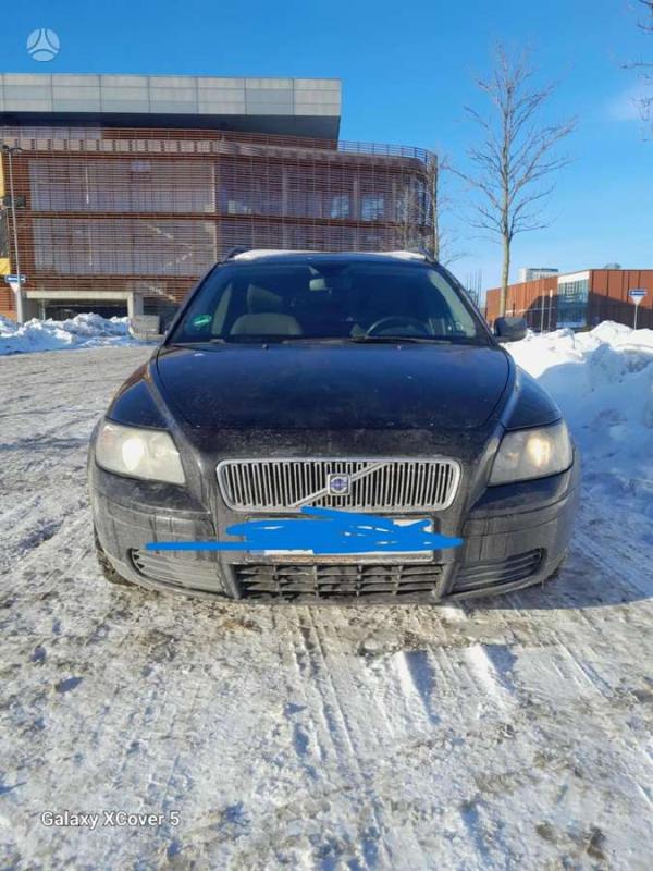 Melns Volvo V50 2006 Klaipėda, ar dzinēja tilpumu 1.56 L un nobraukumu 29 tūkst. km par 1300 €, foto 4 vietnē AUTOMOTO.COM.LV