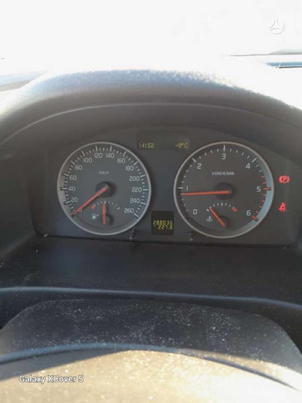 Melns Volvo V50 2006 Klaipėda, ar dzinēja tilpumu 1.56 L un nobraukumu 29 tūkst. km par 1300 €, foto 9 vietnē AUTOMOTO.COM.LV