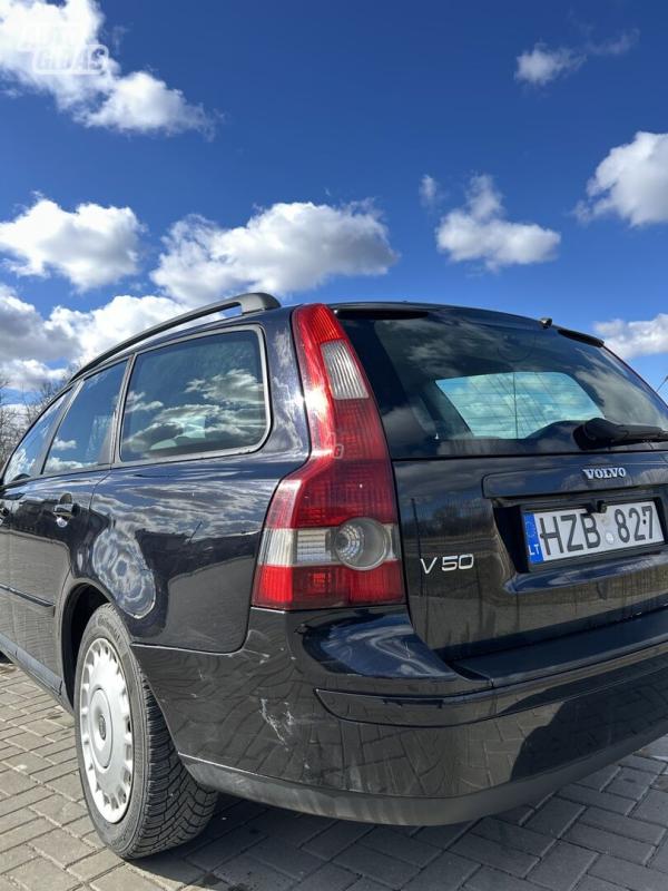 Black Volvo V50 2006 in Kaunas, with an engine capacity of 2.00 L and mileage of 318 thousand km for 1500 €, photo 7 on AUTOMOTO.COM.LV