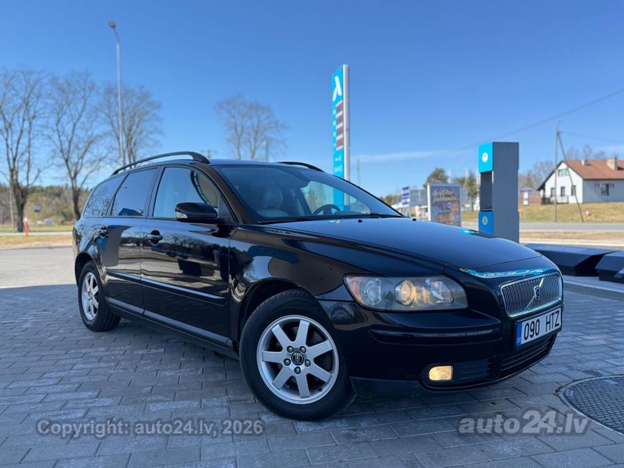 Black Volvo V50 2006 in Kehra, with an engine capacity of 1.60 L and mileage of 250 thousand km for 3250 €, photo 1 on AUTOMOTO.COM.LV
