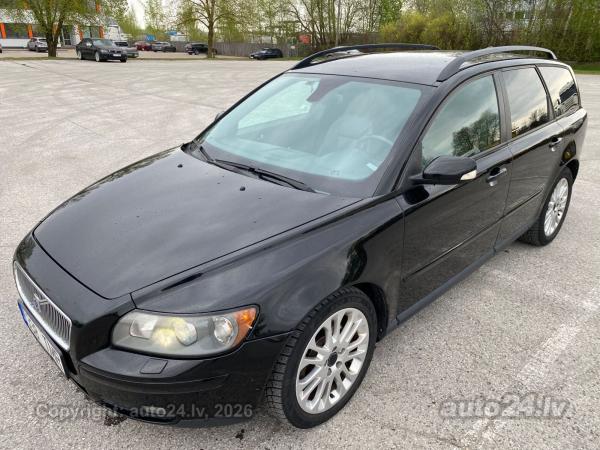 Melns Volvo V50 2006 Tallina, ar dzinēja tilpumu 2.00 L un nobraukumu 305 tūkst. km par 2600 €, foto 8 vietnē AUTOMOTO.COM.LV