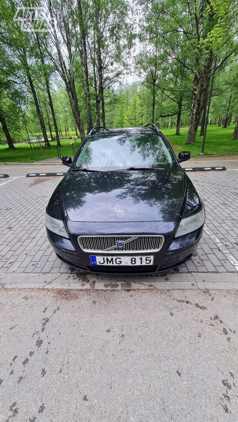 Black Volvo V50 2006 in Ariogala, with an engine capacity of 2.00 L and mileage of 413 thousand km for 1400 €, photo 10 on AUTOMOTO.COM.LV