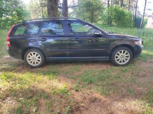 Melns Volvo V50 2006 Kuldīga, ar dzinēja tilpumu 2.00 L un nobraukumu 0 tūkst. km par 950 €, foto 4 vietnē AUTOMOTO.COM.LV