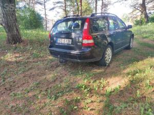 Melns Volvo V50 2006 Kuldīga, ar dzinēja tilpumu 2.00 L un nobraukumu 0 tūkst. km par 950 €, foto 5 vietnē AUTOMOTO.COM.LV