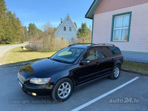 Black Volvo V50 2006 in Kehra, with an engine capacity of 1.60 L and mileage of 250 thousand km for 3300 €, photo 3 on AUTOMOTO.COM.LV