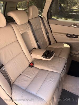 Black Volvo V50 2006 in Kehra, with an engine capacity of 1.60 L and mileage of 250 thousand km for 3300 €, photo 12 on AUTOMOTO.COM.LV