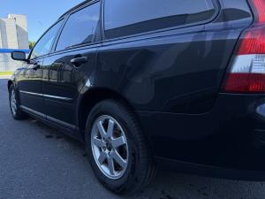 Black Volvo V50 2006 in Paide, with an engine capacity of 1.60 L and mileage of 249 thousand km for 2850 €, photo 20 on AUTOMOTO.COM.LV
