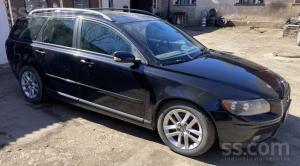 Black Volvo V50 2006 in Riga, with an engine capacity of 2.40 L and mileage of 436 thousand km for 1000 €, photo 8 on AUTOMOTO.COM.LV