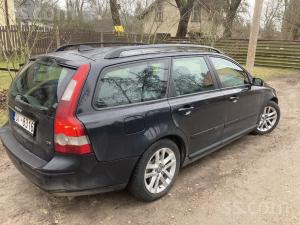 Melns Volvo V50 2006 Rīga, ar dzinēja tilpumu 2.40 L un nobraukumu 436 tūkst. km par 900 €, foto 4 vietnē AUTOMOTO.COM.LV