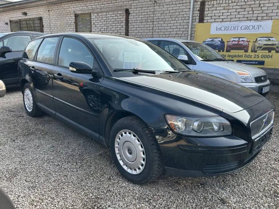 Melns Volvo V50 2006 Limbaži, ar dzinēja tilpumu 1.60 L un nobraukumu 228 tūkst. km par 3250 €, foto 4 vietnē AUTOMOTO.COM.LV
