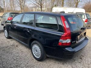 Melns Volvo V50 2006 Limbaži, ar dzinēja tilpumu 1.60 L un nobraukumu 228 tūkst. km par 3250 €, foto 6 vietnē AUTOMOTO.COM.LV