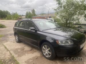 Черный Вольво В50 2006 в Даугавпилс, объемом двигателя 1.60 л и пробегом 251 тыс. км за 2000 €, фото 6 на AUTOMOTO.COM.LV
