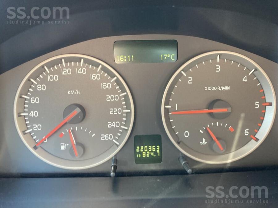Melns Volvo V50 2006 Ventspils, ar dzinēja tilpumu 2.00 L un nobraukumu 220 tūkst. km par 2150 €, foto 6 vietnē AUTOMOTO.COM.LV
