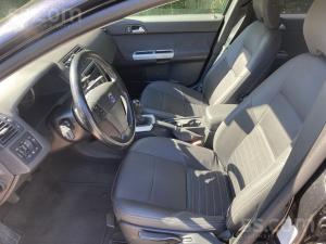Melns Volvo V50 2006 Ventspils, ar dzinēja tilpumu 2.00 L un nobraukumu 220 tūkst. km par 2150 €, foto 7 vietnē AUTOMOTO.COM.LV