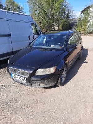 Black Volvo V50 2006 in Valka, with an engine capacity of 2.00 L and mileage of 341 thousand km for 1000 €, photo  on AUTOMOTO.COM.LV