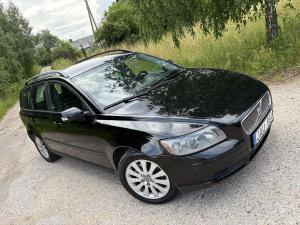 Black Volvo V50 2006 in Alytus, with an engine capacity of 2.00 L and mileage of 320 thousand km for 1900 €, photo 10 on AUTOMOTO.COM.LV