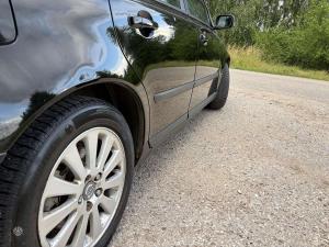 Black Volvo V50 2006 in Alytus, with an engine capacity of 2.00 L and mileage of 320 thousand km for 1900 €, photo 12 on AUTOMOTO.COM.LV
