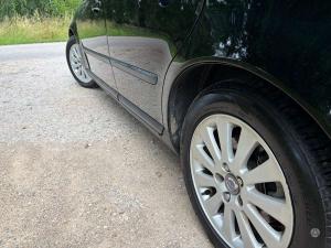 Black Volvo V50 2006 in Alytus, with an engine capacity of 2.00 L and mileage of 320 thousand km for 1900 €, photo 13 on AUTOMOTO.COM.LV