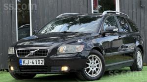 Black Volvo V50 2006 in Riga, with an engine capacity of 1.60 L and mileage of 348 thousand km for 1950 €, photo 3 on AUTOMOTO.COM.LV