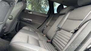 Black Volvo V50 2006 in Riga, with an engine capacity of 1.60 L and mileage of 348 thousand km for 1950 €, photo 8 on AUTOMOTO.COM.LV
