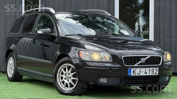 Melns Volvo V50 2006 Rīga, ar dzinēja tilpumu 1.60 L un nobraukumu 348 tūkst. km par 1950 €, foto 1 vietnē AUTOMOTO.COM.LV