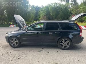 Черный Вольво В50 2006 в Рига, объемом двигателя 2.40 л и пробегом 304 тыс. км за 2200 €, фото 12 на AUTOMOTO.COM.LV