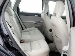 Черный Вольво В50 2006 в Таллин, объемом двигателя 2.00 л и пробегом 229 тыс. км за 799 €, фото 8 на AUTOMOTO.COM.LV