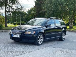 Черный Вольво В50 2006 в Тарту, объемом двигателя 1.60 л и пробегом 311 тыс. км за 2000 €, фото  на AUTOMOTO.COM.LV