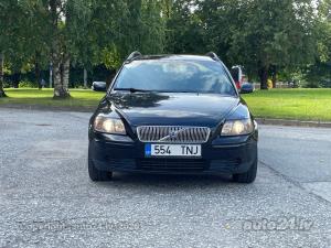 Black Volvo V50 2006 in Tartu, with an engine capacity of 1.60 L and mileage of 311 thousand km for 2000 €, photo 6 on AUTOMOTO.COM.LV