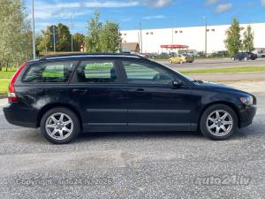 Black Volvo V50 2006 in Tartu, with an engine capacity of 1.60 L and mileage of 311 thousand km for 2000 €, photo 12 on AUTOMOTO.COM.LV