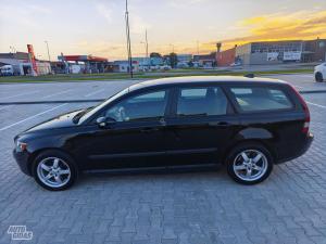 Черный Вольво В50 2006 в Таураге, объемом двигателя 2.00 л и пробегом 232 тыс. км за 1650 €, фото 9 на AUTOMOTO.COM.LV