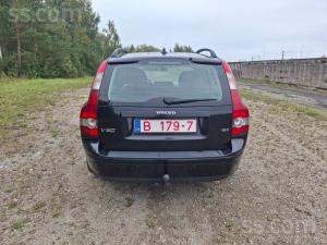 Melns Volvo V50 2006 Tukums, ar dzinēja tilpumu 1.60 L un nobraukumu 254 tūkst. km par 2390 €, foto 9 vietnē AUTOMOTO.COM.LV
