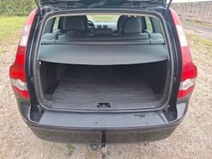 Melns Volvo V50 2006 Tukums, ar dzinēja tilpumu 1.60 L un nobraukumu 254 tūkst. km par 2390 €, foto 10 vietnē AUTOMOTO.COM.LV