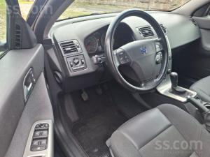 Melns Volvo V50 2006 Tukums, ar dzinēja tilpumu 1.60 L un nobraukumu 254 tūkst. km par 2390 €, foto 12 vietnē AUTOMOTO.COM.LV