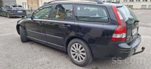 Black Volvo V50 2006 in Daugavpils, with an engine capacity of 2.00 L and mileage of 304 thousand km for 1500 €, photo  on AUTOMOTO.COM.LV