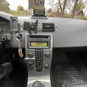 Black Volvo V50 2006 in Ogre, with an engine capacity of 1.60 L and mileage of 330 thousand km for 1600 €, photo 12 on AUTOMOTO.COM.LV