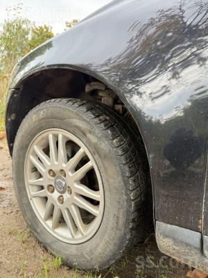 Melns Volvo V50 2006 Gulbene, ar dzinēja tilpumu 1.60 L un nobraukumu 370 tūkst. km par 800 €, foto 14 vietnē AUTOMOTO.COM.LV